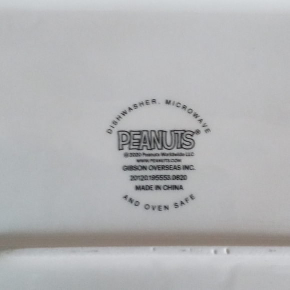 Peanuts | Kitchen | Snoopy Baking Dish | Poshmark